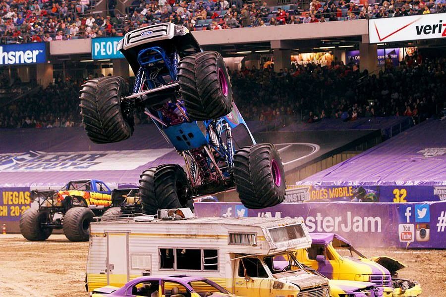 Overkill Evolution - Truck Toyz, One Up Offroad, Roush Yates, & Ford ...